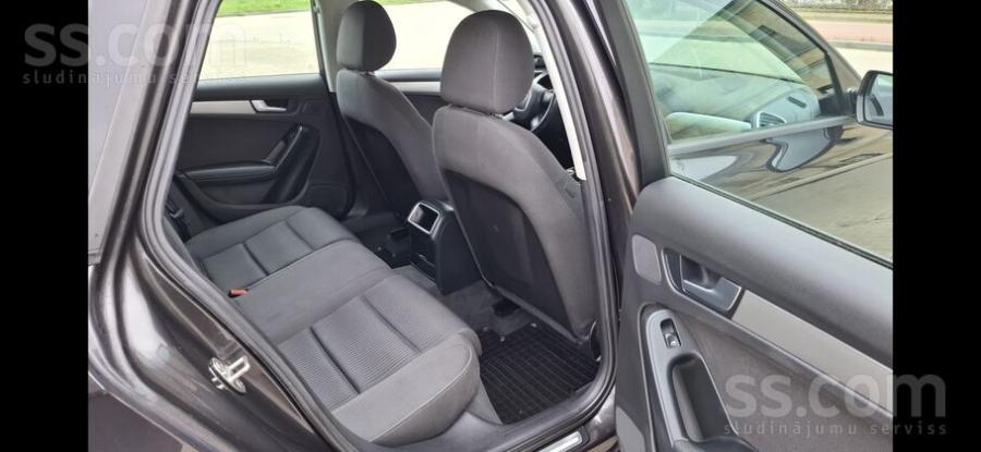 Pelēks Audi A4 2011 Daugavpils, ar dzinēja tilpumu 2.00 L un nobraukumu 258 tūkst. km par 5850 €, foto 23 vietnē AUTOMOTO.COM.LV