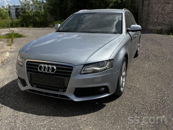 Pelēks Audi A4 2011 Daugavpils, ar dzinēja tilpumu 2.00 L un nobraukumu 236 tūkst. km par 7400 €, foto 1 vietnē AUTOMOTO.COM.LV