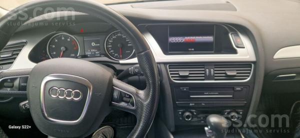 Pelēks Audi A4 2011 Rīga, ar dzinēja tilpumu 2.00 L un nobraukumu 214 tūkst. km par 8300 €, foto 3 vietnē AUTOMOTO.COM.LV