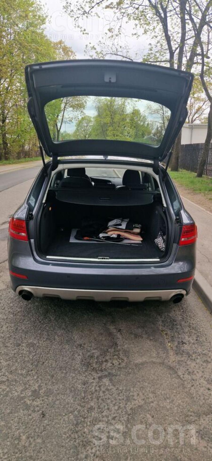 Pelēks Audi A4 2011 Rīga, ar dzinēja tilpumu 2.00 L un nobraukumu 214 tūkst. km par 8300 €, foto 8 vietnē AUTOMOTO.COM.LV