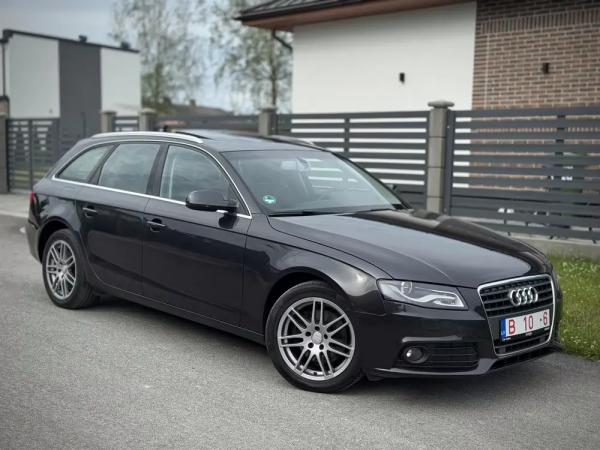 Grey Audi A4 2011 in Jelgava, with an engine capacity of 2.00 L and mileage of 274 thousand km for 6950 €, photo 5 on AUTOMOTO.COM.LV