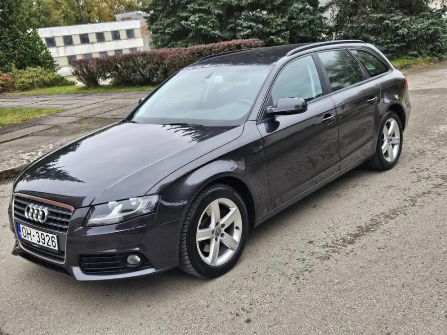 Pelēks Audi A4 2011 Jēkabpils, ar dzinēja tilpumu 2.00 L un nobraukumu 210 tūkst. km par 6290 €, foto 1 vietnē AUTOMOTO.COM.LV