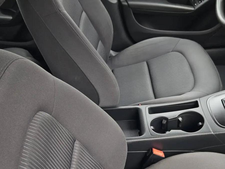Pelēks Audi A4 2011 Jēkabpils, ar dzinēja tilpumu 2.00 L un nobraukumu 210 tūkst. km par 6290 €, foto 24 vietnē AUTOMOTO.COM.LV