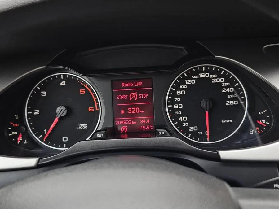 Pelēks Audi A4 2011 Jēkabpils, ar dzinēja tilpumu 2.00 L un nobraukumu 210 tūkst. km par 6290 €, foto 31 vietnē AUTOMOTO.COM.LV