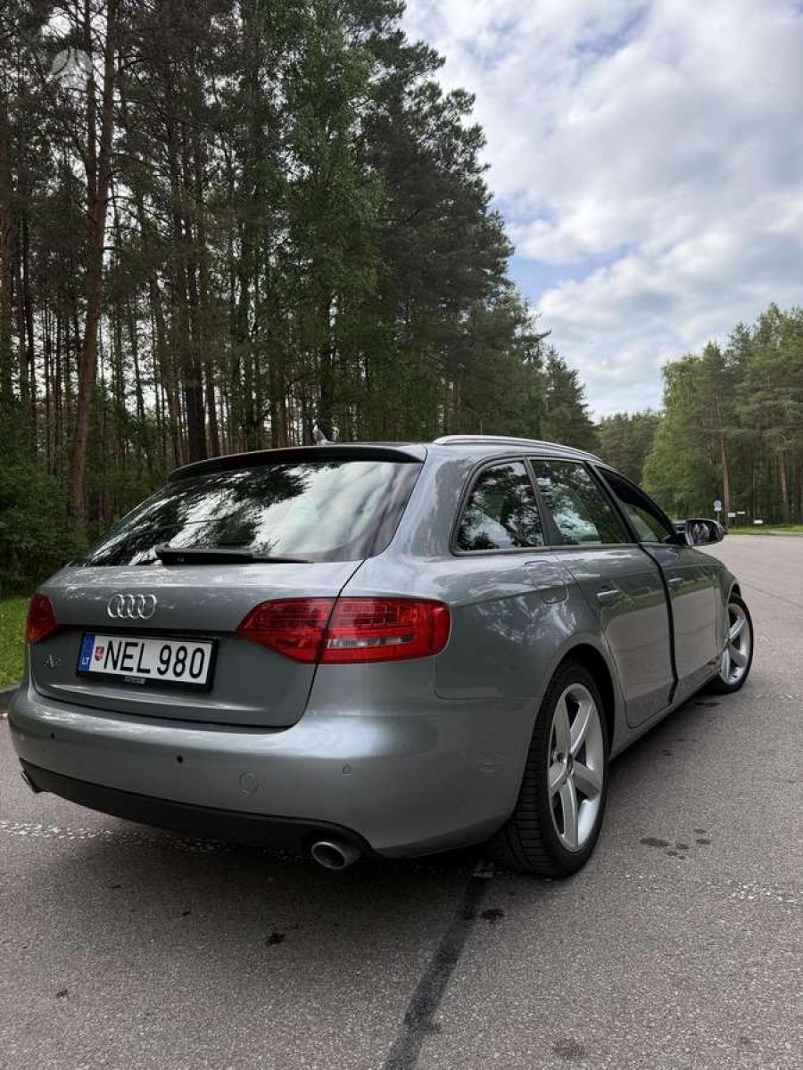 Pelēks Audi A4 2011 Visaginas, ar dzinēja tilpumu 2.97 L un nobraukumu 261 tūkst. km par 6300 €, foto 7 vietnē AUTOMOTO.COM.LV