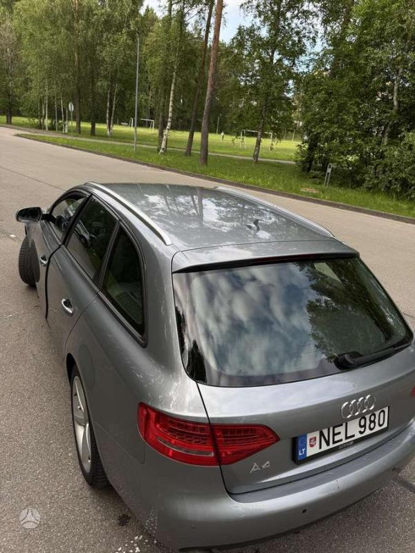 Pelēks Audi A4 2011 Visaginas, ar dzinēja tilpumu 2.97 L un nobraukumu 261 tūkst. km par 6300 €, foto 9 vietnē AUTOMOTO.COM.LV
