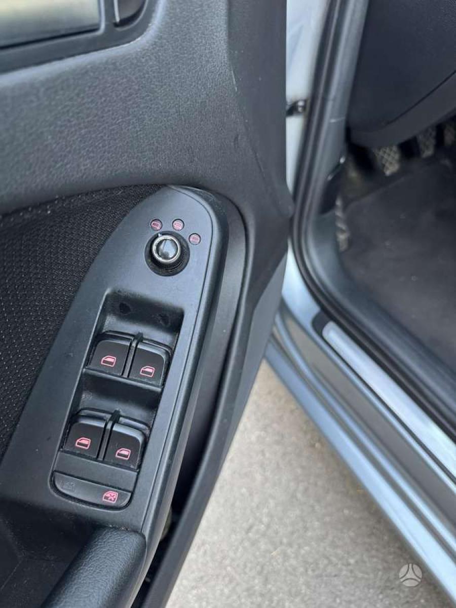 Pelēks Audi A4 2011 Visaginas, ar dzinēja tilpumu 2.97 L un nobraukumu 261 tūkst. km par 6300 €, foto 16 vietnē AUTOMOTO.COM.LV