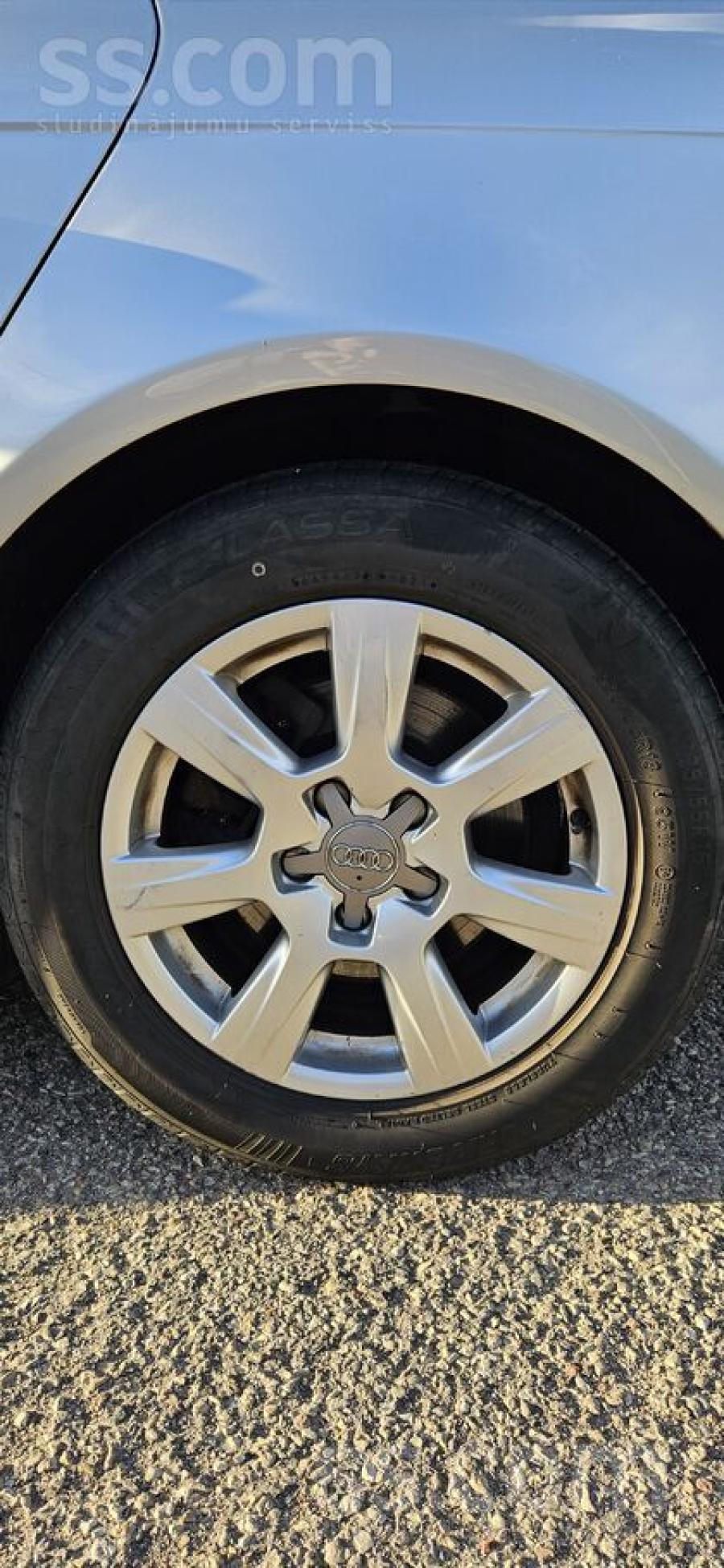 Grey Audi A4 2011 in Riga, with an engine capacity of 2.00 L and mileage of 288 thousand km for 5750 €, photo 15 on AUTOMOTO.COM.LV