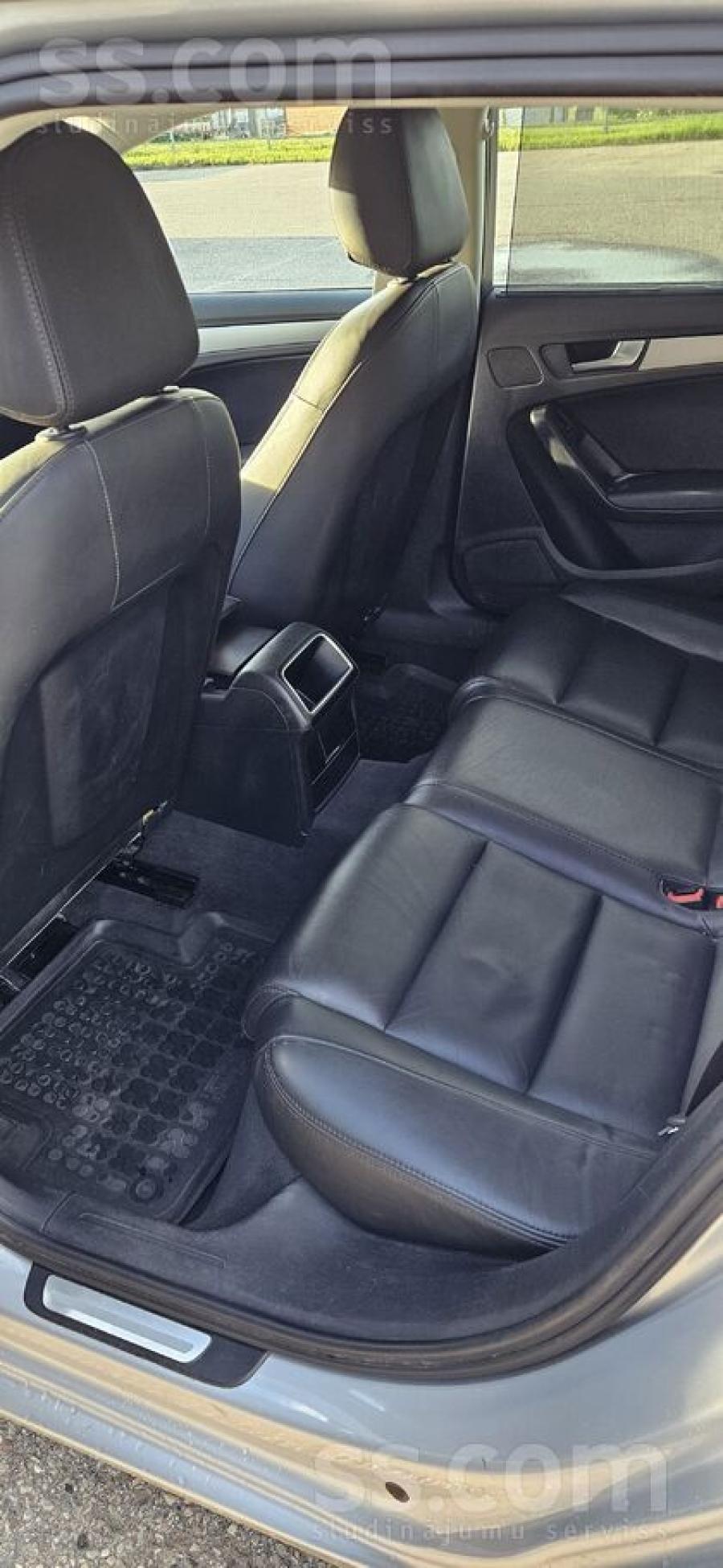 Grey Audi A4 2011 in Riga, with an engine capacity of 2.00 L and mileage of 288 thousand km for 5750 €, photo 16 on AUTOMOTO.COM.LV