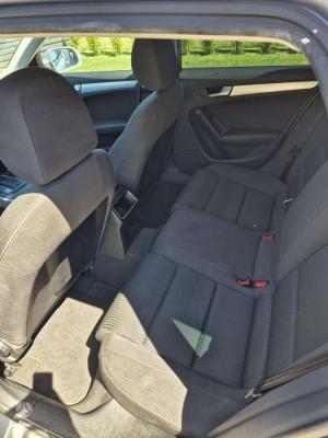 Pelēks Audi A4 2011 Šauļi, ar dzinēja tilpumu 1.97 L un nobraukumu 136 tūkst. km par 5900 €, foto 13 vietnē AUTOMOTO.COM.LV