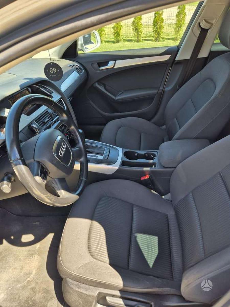Pelēks Audi A4 2011 Šauļi, ar dzinēja tilpumu 1.97 L un nobraukumu 136 tūkst. km par 5900 €, foto 14 vietnē AUTOMOTO.COM.LV