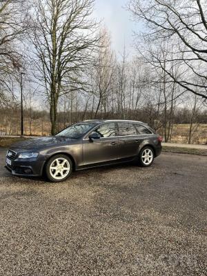 Pelēks Audi A4 2011 Kuldīga, ar dzinēja tilpumu 2.00 L un nobraukumu 326 tūkst. km par 5500 €, foto 4 vietnē AUTOMOTO.COM.LV