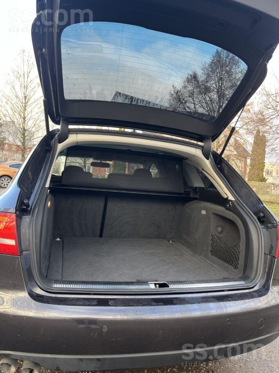 Pelēks Audi A4 2011 Kuldīga, ar dzinēja tilpumu 2.00 L un nobraukumu 326 tūkst. km par 5500 €, foto 8 vietnē AUTOMOTO.COM.LV