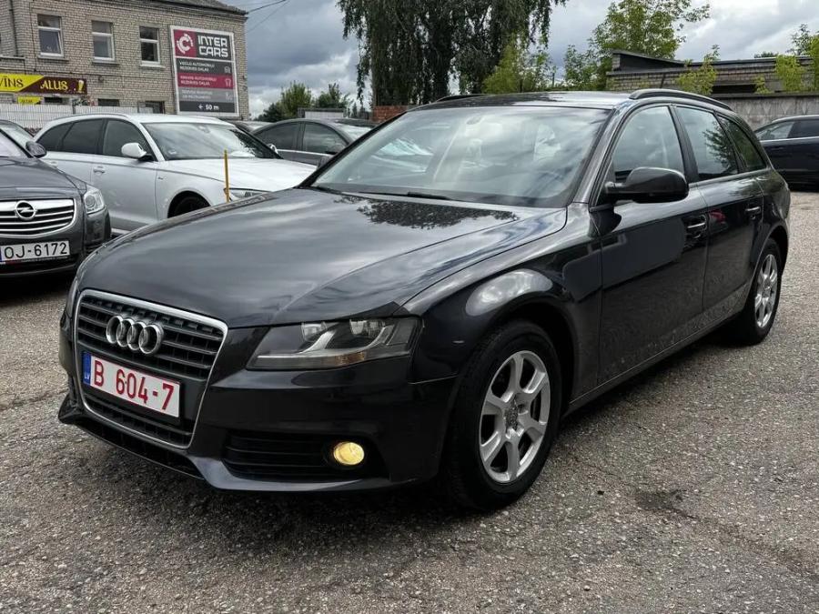 Серый Ауди А4 2011 в Даугавпилс, объемом двигателя 2.00 л и пробегом 260 тыс. км за 5990 €, фото 4 на AUTOMOTO.COM.LV