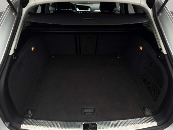 Grey Audi A4 2011 in Vilnius, with an engine capacity of 2.00 L and mileage of 223 thousand km for 6499 €, photo 10 on AUTOMOTO.COM.LV