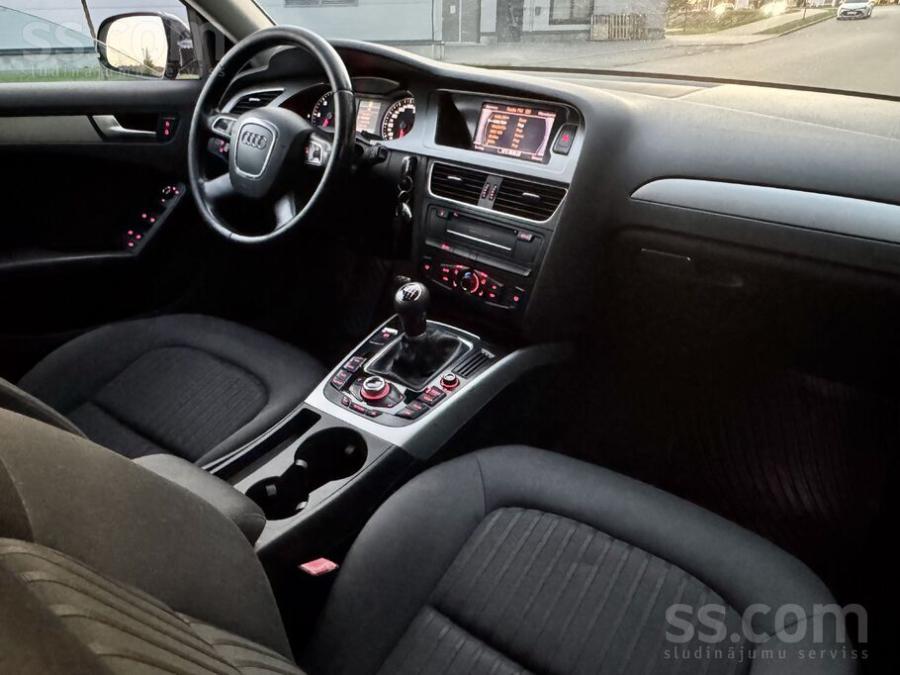Grey Audi A4 2011 in Riga, with an engine capacity of 2.70 L and mileage of 380 thousand km for 4500 €, photo 8 on AUTOMOTO.COM.LV
