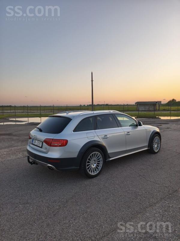 Grey Audi A4 2011 in Liepaja, with an engine capacity of 3.00 L and mileage of 258 thousand km for 7700 €, photo 4 on AUTOMOTO.COM.LV