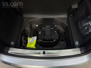Grey Audi A4 2011 in Riga, with an engine capacity of 2.00 L and mileage of 161 thousand km for 6700 €, photo 6 on AUTOMOTO.COM.LV