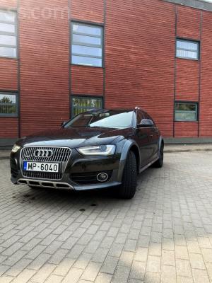 Pelēks Audi A4 2012 Ventspils, ar dzinēja tilpumu 2.00 L un nobraukumu 394 tūkst. km par 2350 €, foto 1 vietnē AUTOMOTO.COM.LV