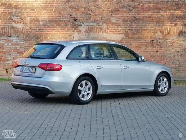 Pelēks Audi A4 2012 Viļņa, ar dzinēja tilpumu 2.00 L un nobraukumu 212 tūkst. km par 7000 €, foto 5 vietnē AUTOMOTO.COM.LV