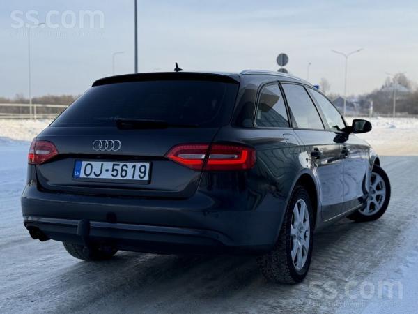 Pelēks Audi A4 2012 Rēzekne, ar dzinēja tilpumu 2.00 L un nobraukumu 283 tūkst. km par 7990 €, foto 5 vietnē AUTOMOTO.COM.LV