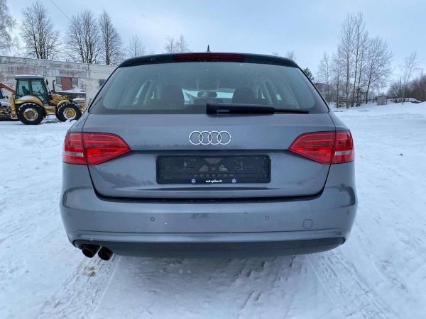 Pelēks Audi A4 2012 Raseiniai, ar dzinēja tilpumu 1.97 L un nobraukumu 373 tūkst. km par 5900 €, foto 6 vietnē AUTOMOTO.COM.LV