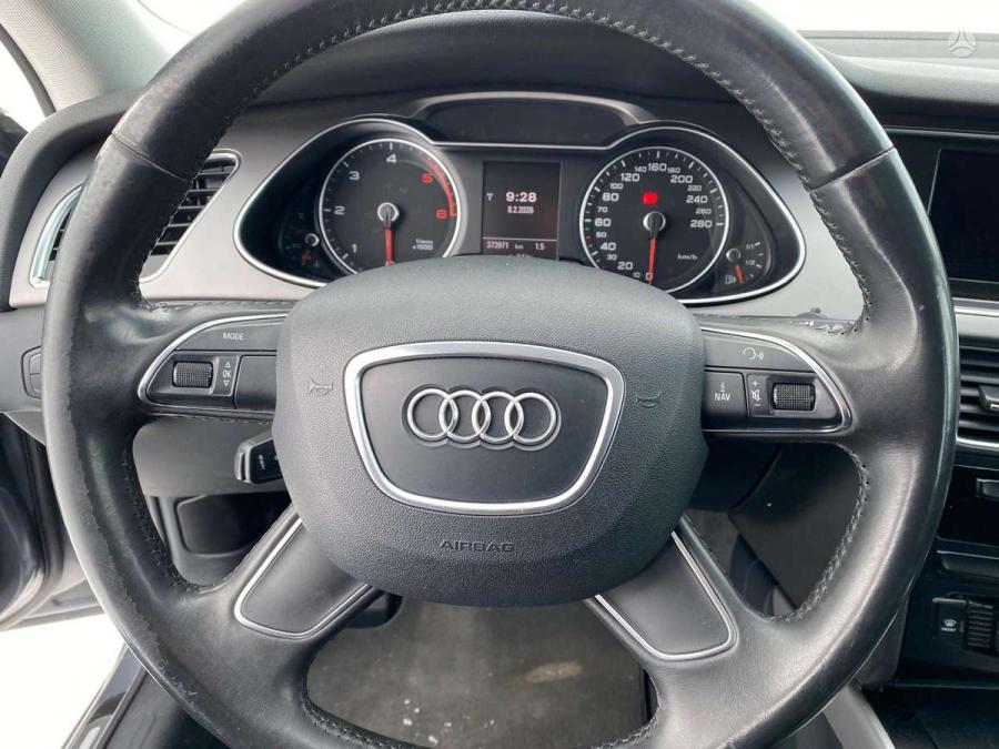 Pelēks Audi A4 2012 Raseiniai, ar dzinēja tilpumu 1.97 L un nobraukumu 373 tūkst. km par 5900 €, foto 11 vietnē AUTOMOTO.COM.LV