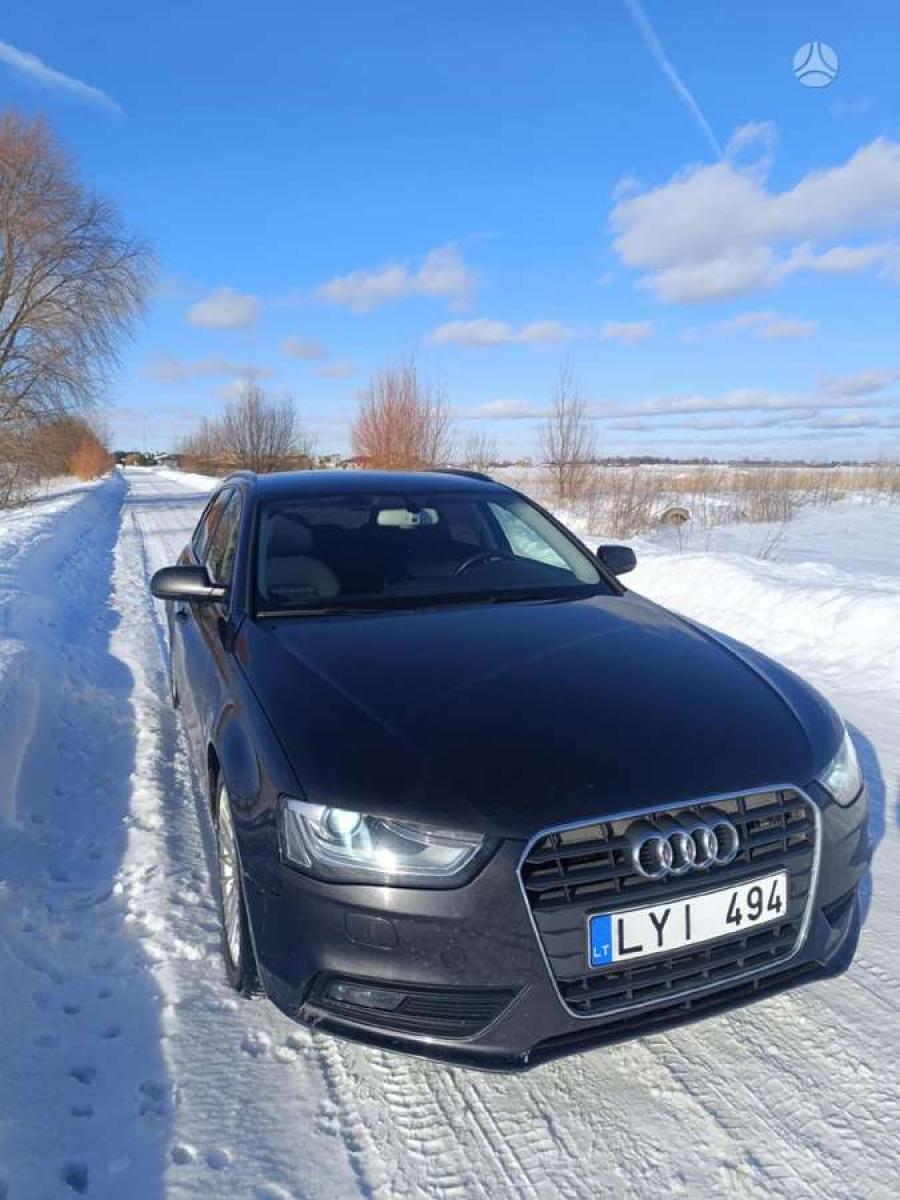 Grey Audi A4 2012 in Panevezys, with an engine capacity of 2.00 L and mileage of 329 thousand km for 7700 €, photo 5 on AUTOMOTO.COM.LV