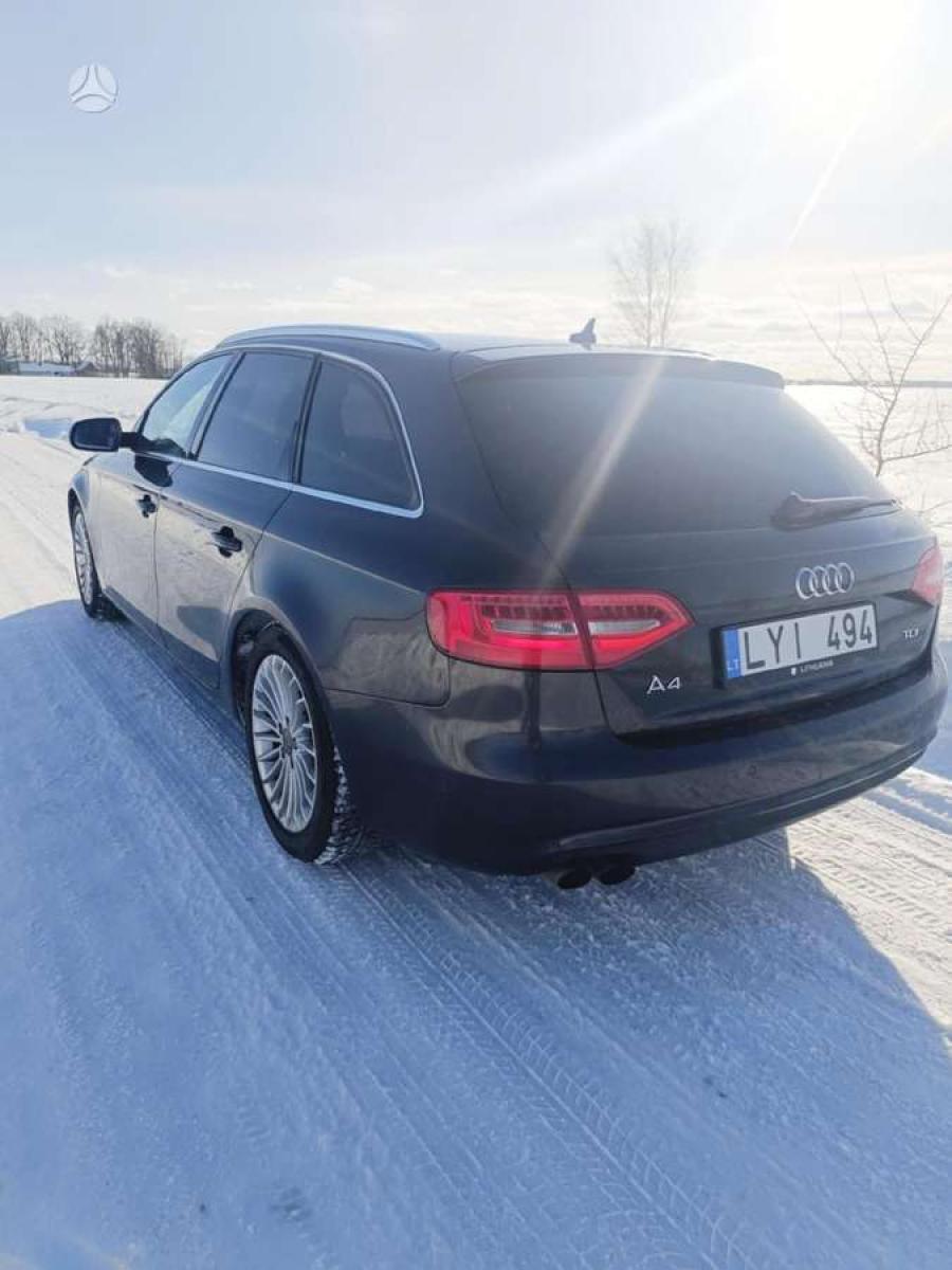 Grey Audi A4 2012 in Panevezys, with an engine capacity of 2.00 L and mileage of 329 thousand km for 7700 €, photo 6 on AUTOMOTO.COM.LV