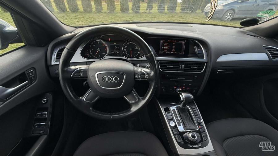 Grey Audi A4 2012 in Radviliskis, with an engine capacity of 2.00 L and mileage of 365 thousand km for 6950 €, photo 11 on AUTOMOTO.COM.LV