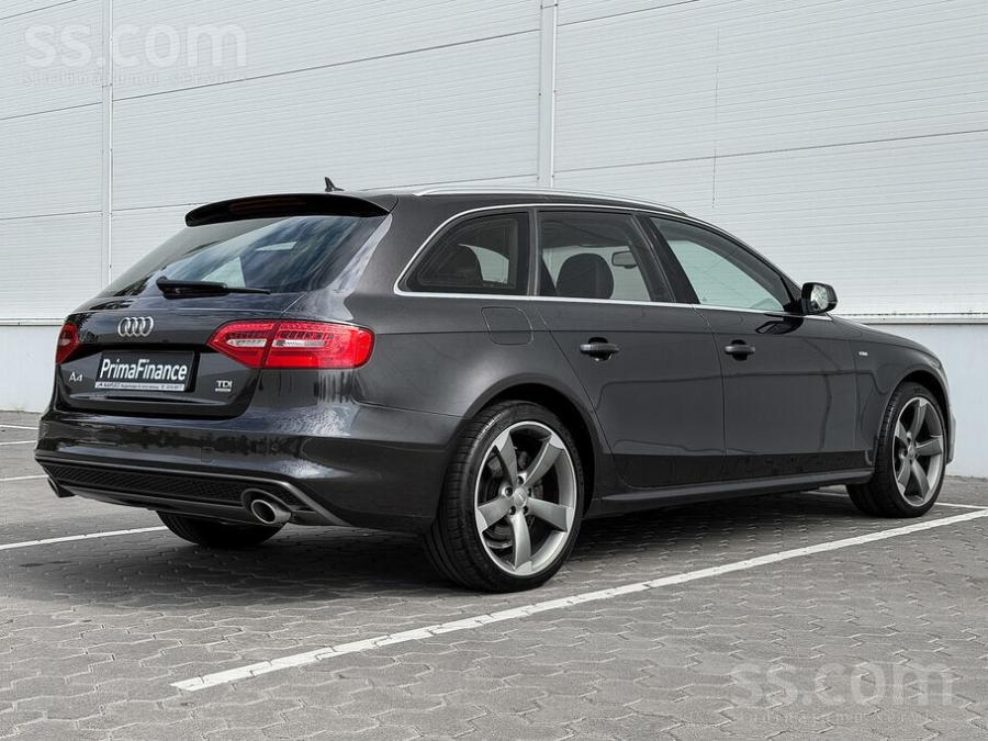 Grey Audi A4 2012 in Riga, with an engine capacity of 3.00 L and mileage of 0 thousand km for 9250 €, photo 3 on AUTOMOTO.COM.LV
