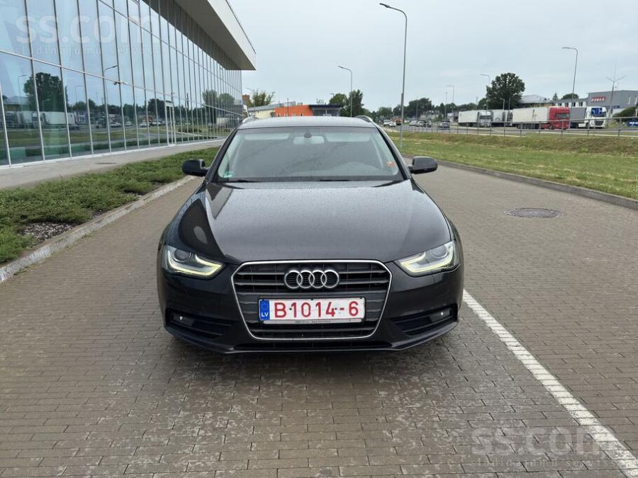 Grey Audi A4 2012 in Rezekne, with an engine capacity of 2.00 L and mileage of 0 thousand km for 8700 €, photo 3 on AUTOMOTO.COM.LV