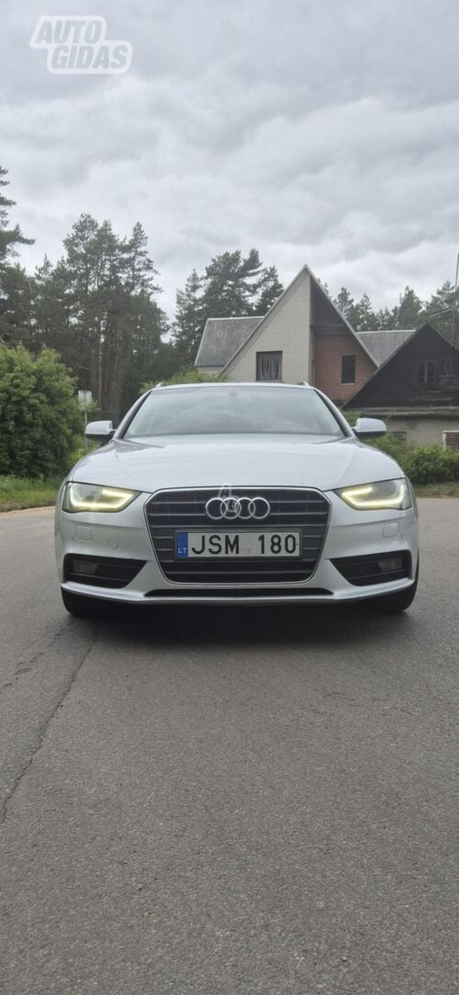 Grey Audi A4 2012 in Vilnius, with an engine capacity of 2.00 L and mileage of 345 thousand km for 7100 €, photo 8 on AUTOMOTO.COM.LV