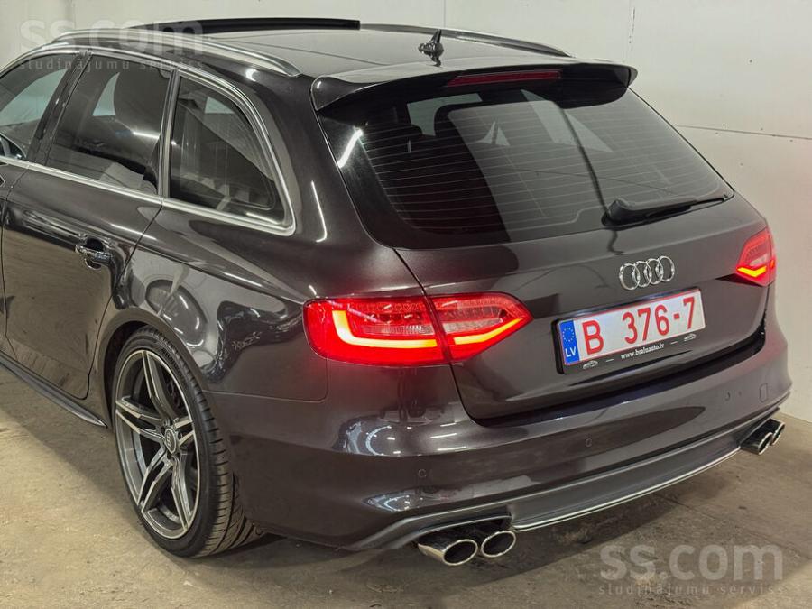 Grey Audi A4 2012 in Jurmala, with an engine capacity of 3.00 L and mileage of 241 thousand km for 9995 €, photo 11 on AUTOMOTO.COM.LV
