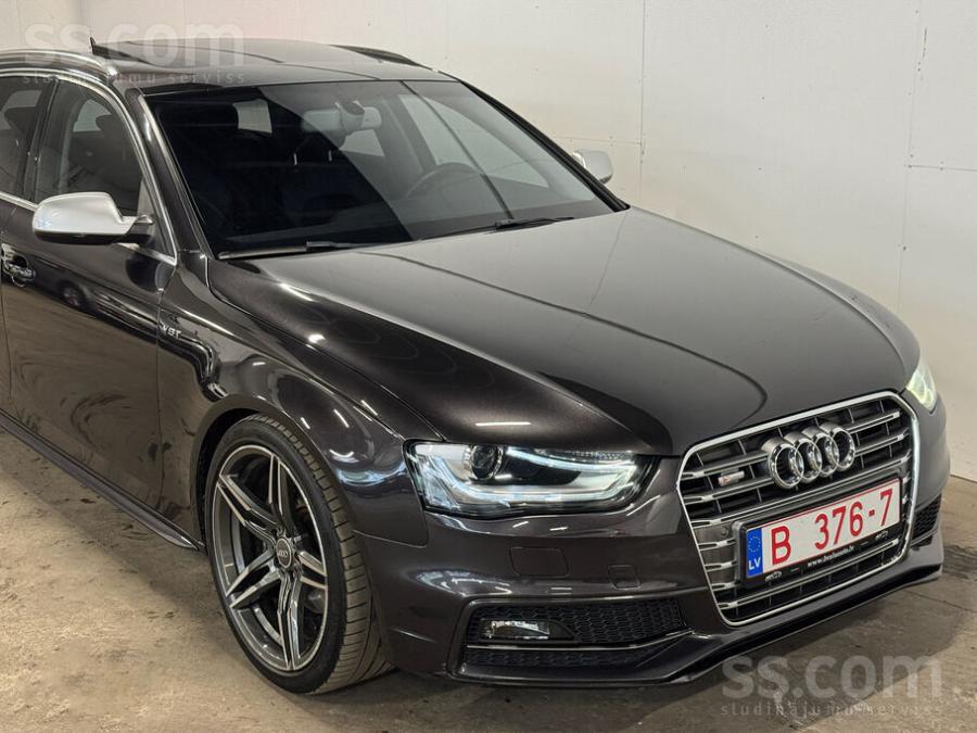 Grey Audi A4 2012 in Jurmala, with an engine capacity of 3.00 L and mileage of 241 thousand km for 9995 €, photo 13 on AUTOMOTO.COM.LV