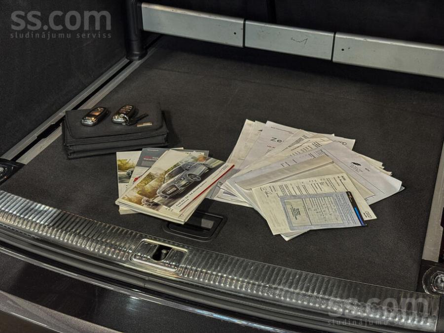 Grey Audi A4 2012 in Jurmala, with an engine capacity of 3.00 L and mileage of 241 thousand km for 9995 €, photo 31 on AUTOMOTO.COM.LV