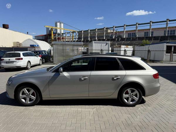 Pelēks Audi A4 2012 Viļņa, ar dzinēja tilpumu 1.97 L un nobraukumu 259 tūkst. km par 5800 €, foto 7 vietnē AUTOMOTO.COM.LV