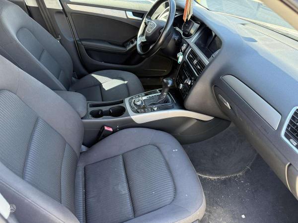 Pelēks Audi A4 2012 Viļņa, ar dzinēja tilpumu 1.97 L un nobraukumu 259 tūkst. km par 5800 €, foto 9 vietnē AUTOMOTO.COM.LV