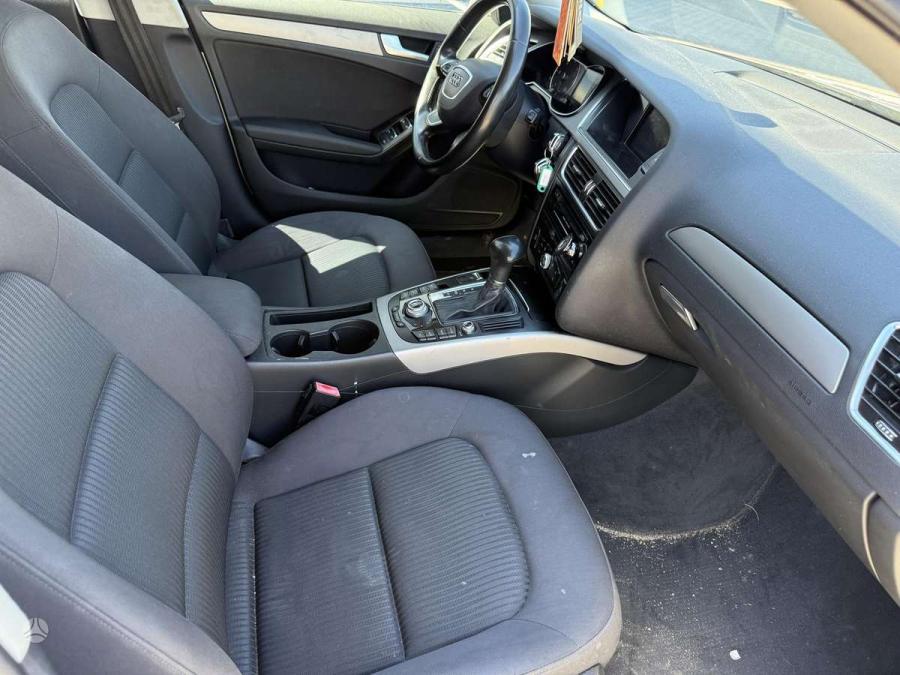 Pelēks Audi A4 2012 Viļņa, ar dzinēja tilpumu 1.97 L un nobraukumu 259 tūkst. km par 5800 €, foto 10 vietnē AUTOMOTO.COM.LV