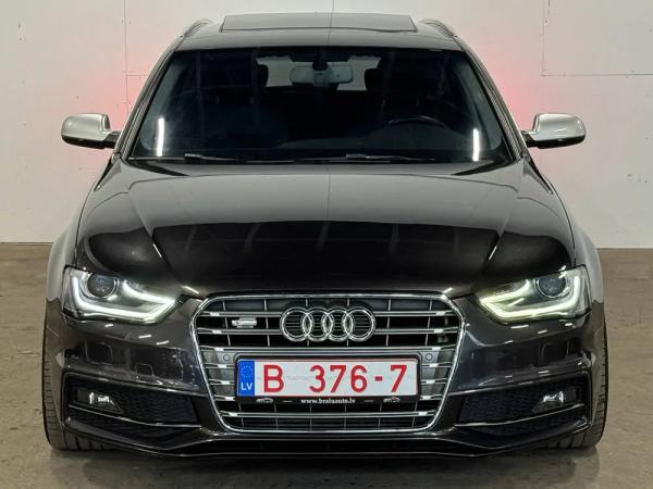Pelēks Audi A4 2012 Jūrmala, ar dzinēja tilpumu 3.00 L un nobraukumu 241 tūkst. km par 9995 €, foto 5 vietnē AUTOMOTO.COM.LV
