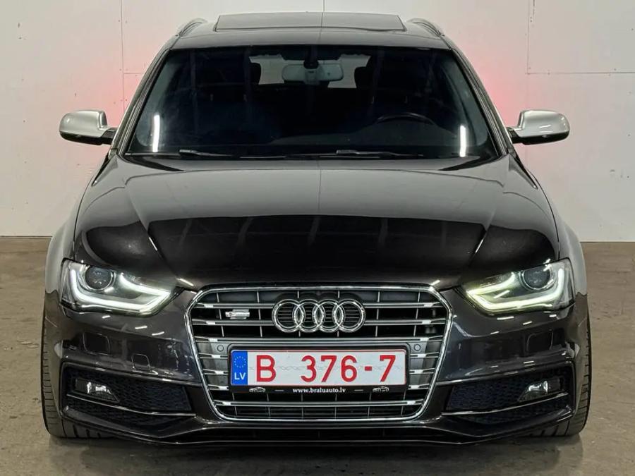 Grey Audi A4 2012 in Jurmala, with an engine capacity of 3.00 L and mileage of 241 thousand km for 9995 €, photo 6 on AUTOMOTO.COM.LV