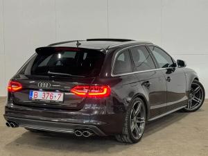 Grey Audi A4 2012 in Jurmala, with an engine capacity of 3.00 L and mileage of 241 thousand km for 9995 €, photo 17 on AUTOMOTO.COM.LV