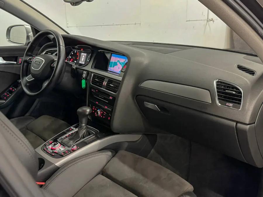 Grey Audi A4 2012 in Jurmala, with an engine capacity of 3.00 L and mileage of 241 thousand km for 9995 €, photo 24 on AUTOMOTO.COM.LV