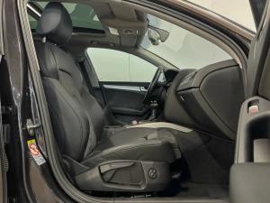 Grey Audi A4 2012 in Jurmala, with an engine capacity of 3.00 L and mileage of 241 thousand km for 9995 €, photo 25 on AUTOMOTO.COM.LV