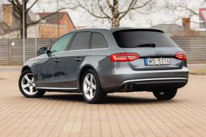 Pelēks Audi A4 2012 Jelgava, ar dzinēja tilpumu 2.00 L un nobraukumu 195 tūkst. km par 5000 €, foto 5 vietnē AUTOMOTO.COM.LV