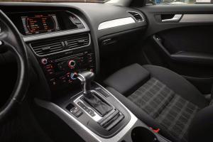 Pelēks Audi A4 2012 Jelgava, ar dzinēja tilpumu 2.00 L un nobraukumu 195 tūkst. km par 5000 €, foto 16 vietnē AUTOMOTO.COM.LV