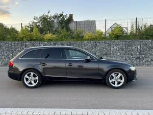 Pelēks Audi A4 2012 Rēzekne, ar dzinēja tilpumu 2.00 L un nobraukumu 270 tūkst. km par 8700 €, foto 5 vietnē AUTOMOTO.COM.LV