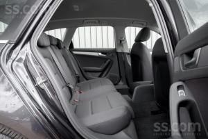 Grey Audi A4 2012 in Talsi, with an engine capacity of 2.00 L and mileage of 234 thousand km for 8950 €, photo 12 on AUTOMOTO.COM.LV
