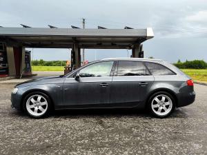 Pelēks Audi A4 2012 Panevēža, ar dzinēja tilpumu 2.00 L un nobraukumu 293 tūkst. km par 4777 €, foto 8 vietnē AUTOMOTO.COM.LV