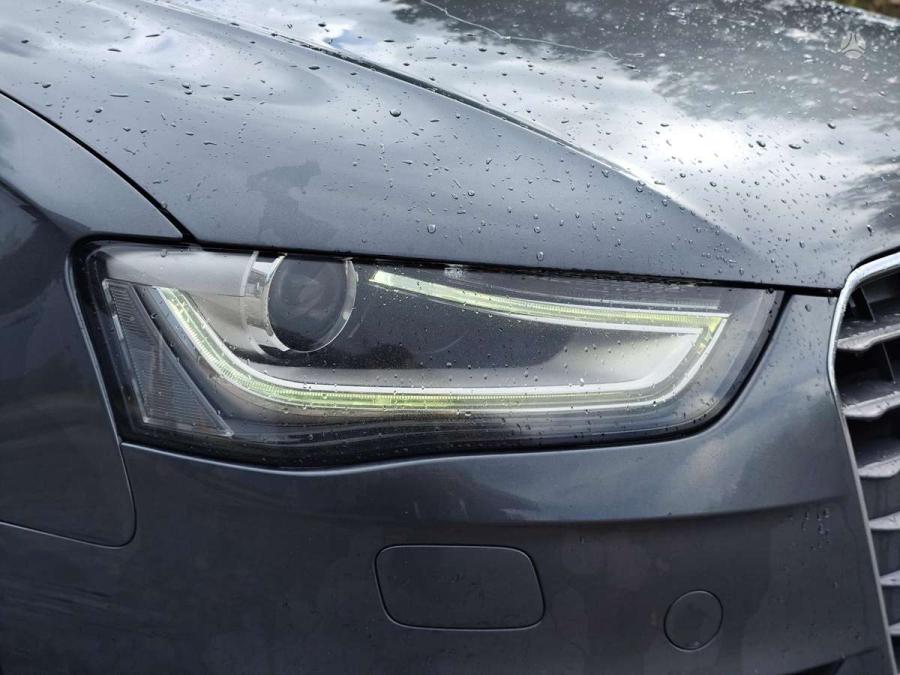 Pelēks Audi A4 2012 Panevēža, ar dzinēja tilpumu 2.00 L un nobraukumu 293 tūkst. km par 4777 €, foto 11 vietnē AUTOMOTO.COM.LV